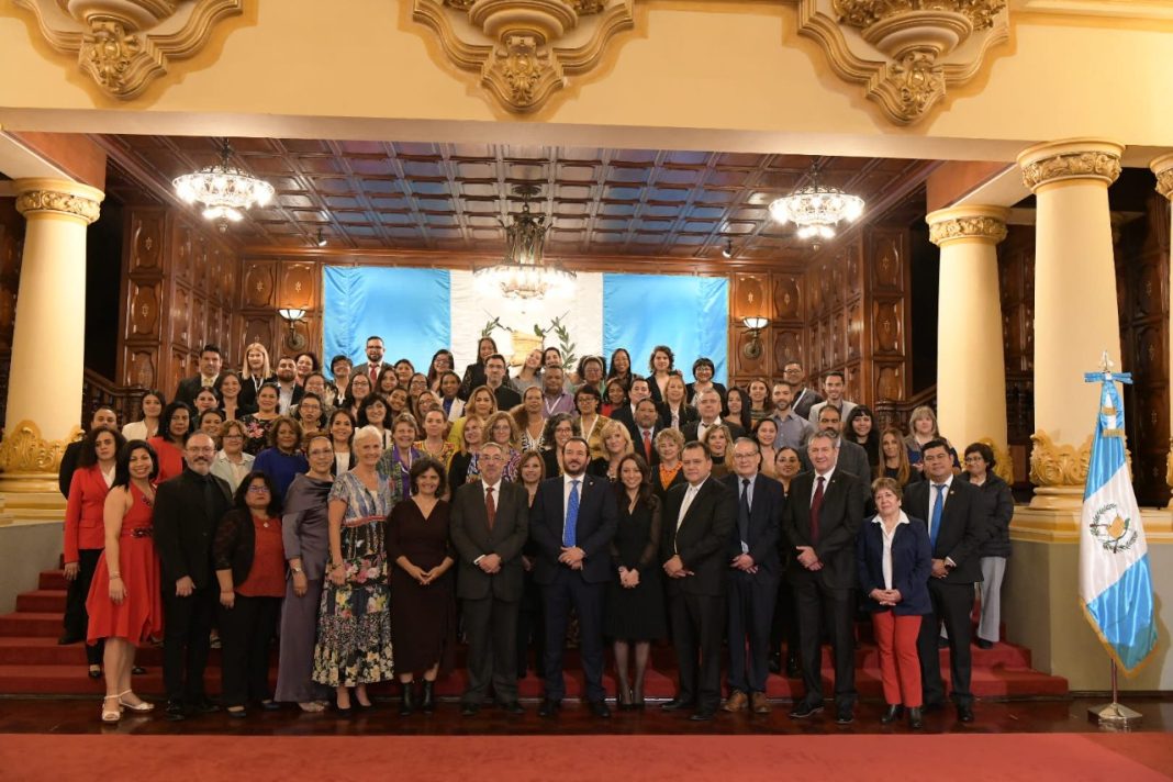 Medicina Familiar y Comunitaria se implementará en los sistemas de atención del IGSS y del MSPAS ...