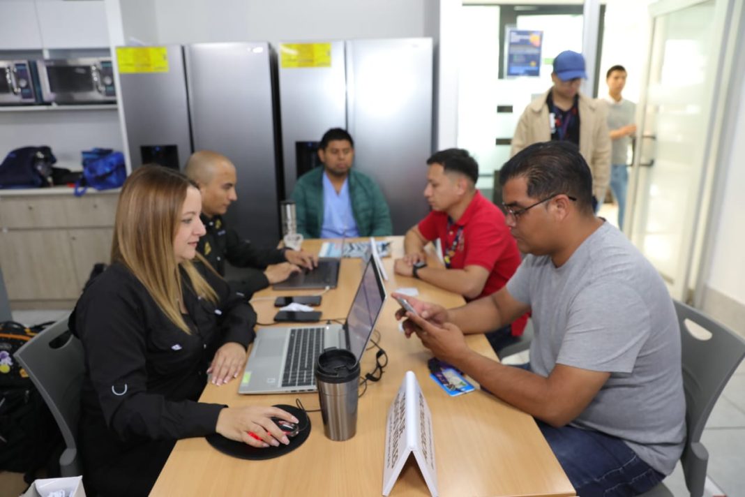 El IGSS acerca sus servicios a trabajadores con nueva clínica de empresa - Noticias IGSS