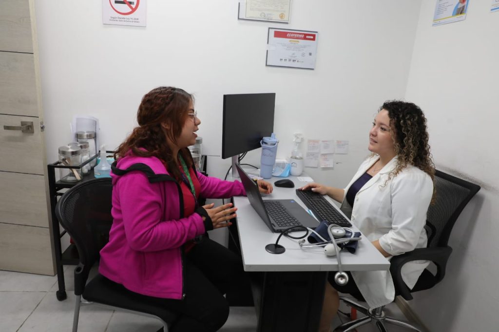 El IGSS acerca sus servicios a trabajadores con nueva clínica de empresa - Noticias IGSS