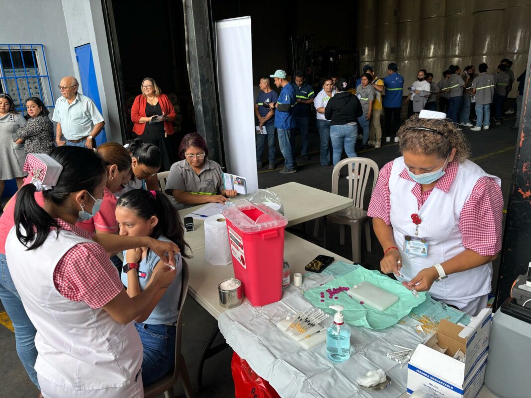 El IGSS inaugura Clínica Empresarial en Papelco para beneficiar a más de 275 trabajadores ...