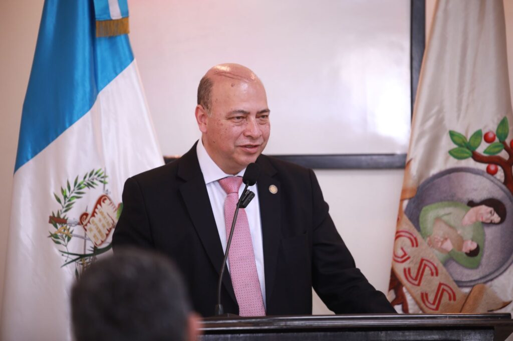 Ceibal lanza proyecto para reducir tiempos de espera en consultas médicas | Noticias IGSS