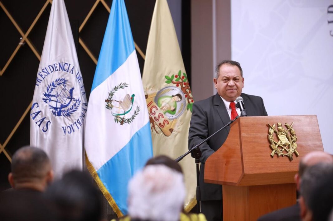 El IGSS acerca sus servicios a los afiliados de la SAAS - Noticias IGSS